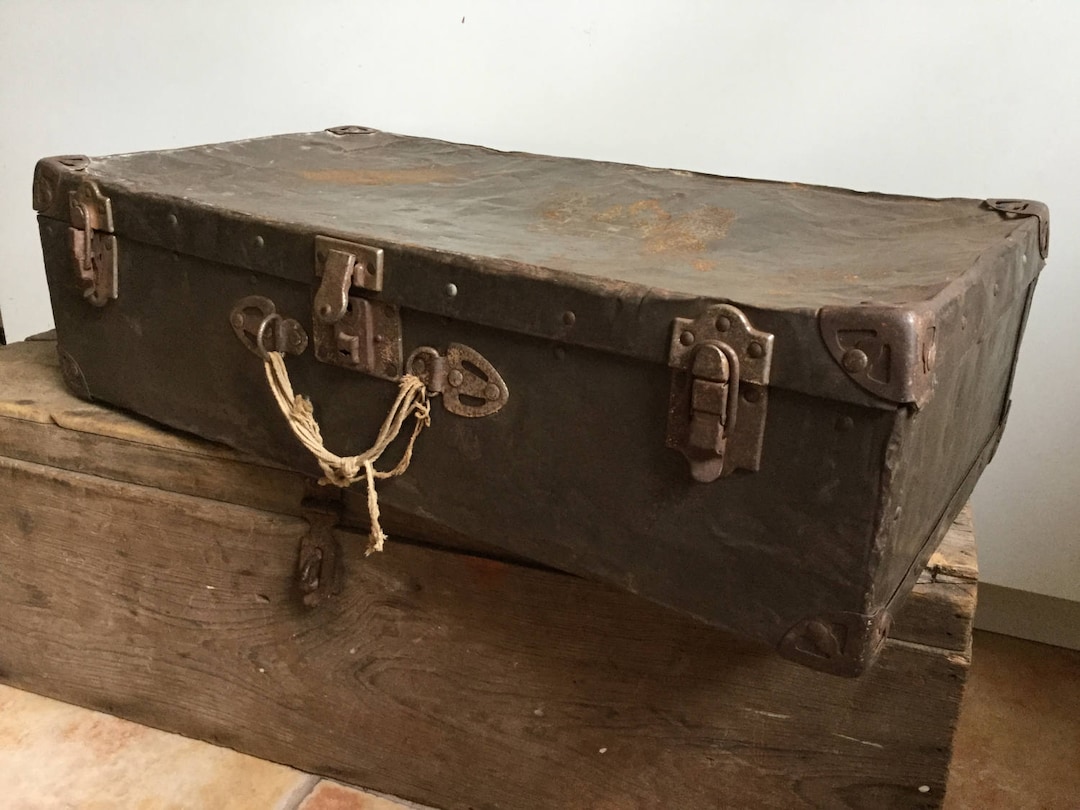 Antique Rustic Metal Stage Coach Trunk, Small Travel Chest, Storage Box ...