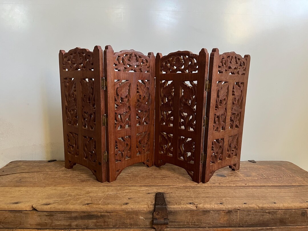 Vintage Carved Wood Leaf Design Indian Tabletop Screen - Etsy