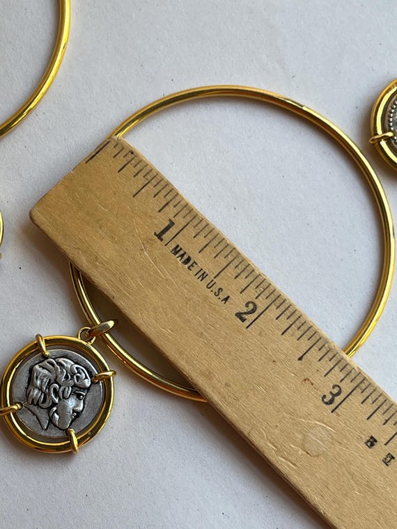 Vintage Elizabeth Taylor Roman Coin Charm Bangle Brac… - Gem