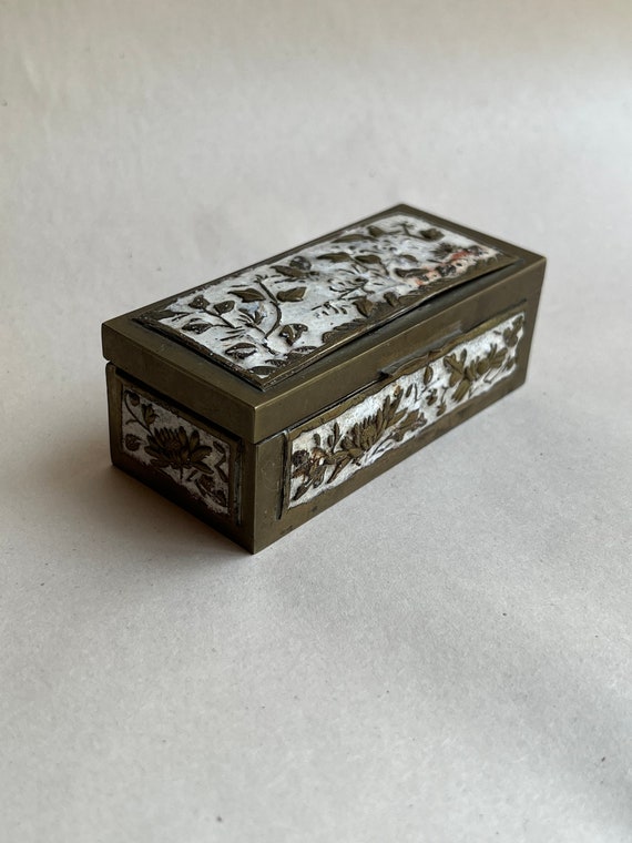 Antique Butterfly Floral Brass Chinese Stamp Box, Whi… - Gem