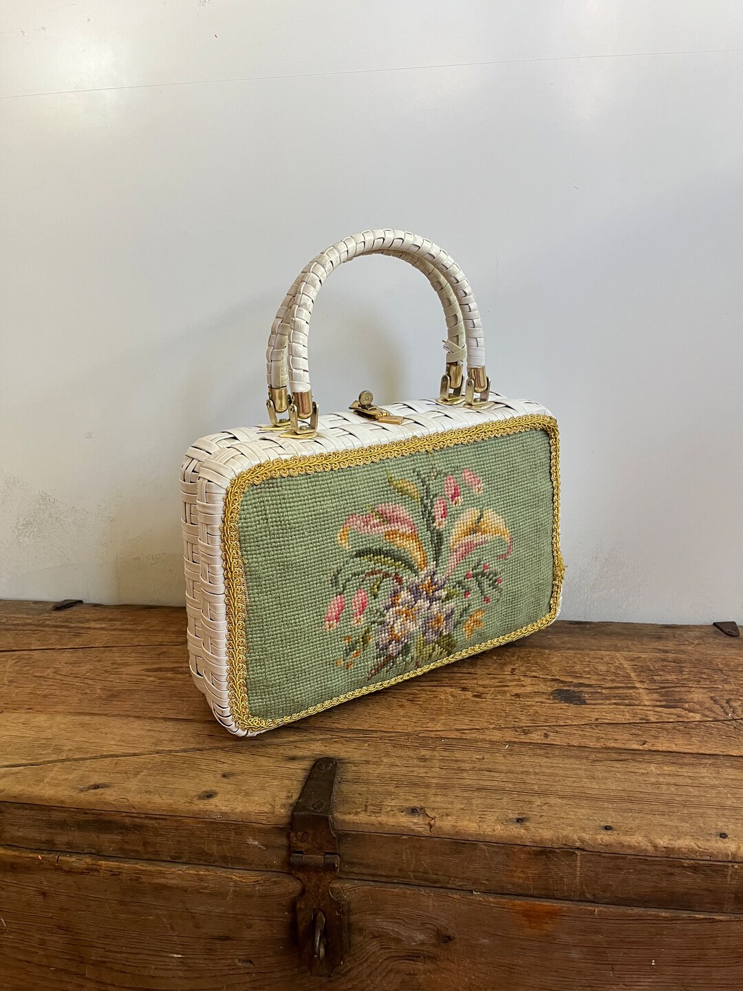 Vintage White Wicker Box Purse With Floral Needlework by Lesco Lona - Etsy