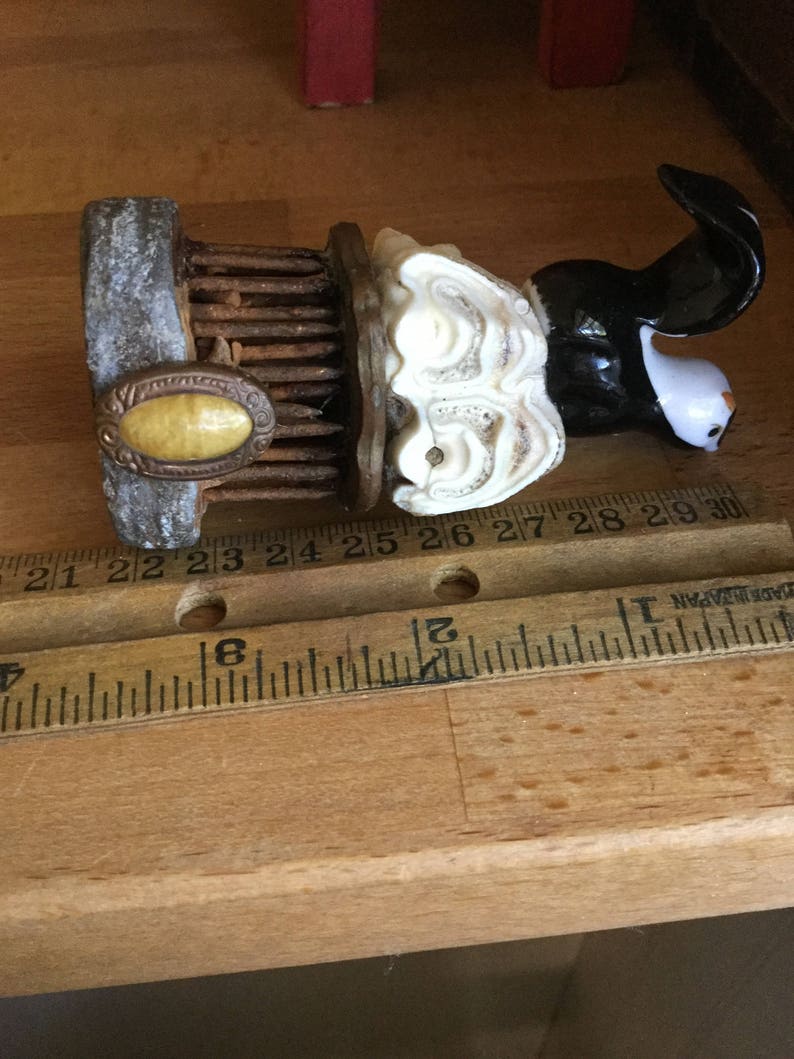 Skunk Totem Large Animal Tooth Display Sculpture - Etsy