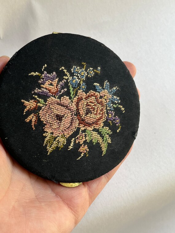 Midcentury West German Floral Needle Point Cosmetic P… - Gem