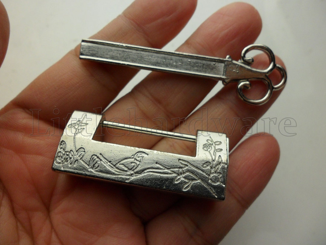 Chinese Vintage Style "single Bird" Silver Color Wooden Boxes Lock ...