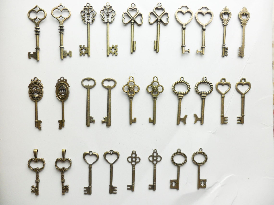 70pcs Vintage Crown Keys Antique Skeleton Keys Pendant Heart - Etsy UK