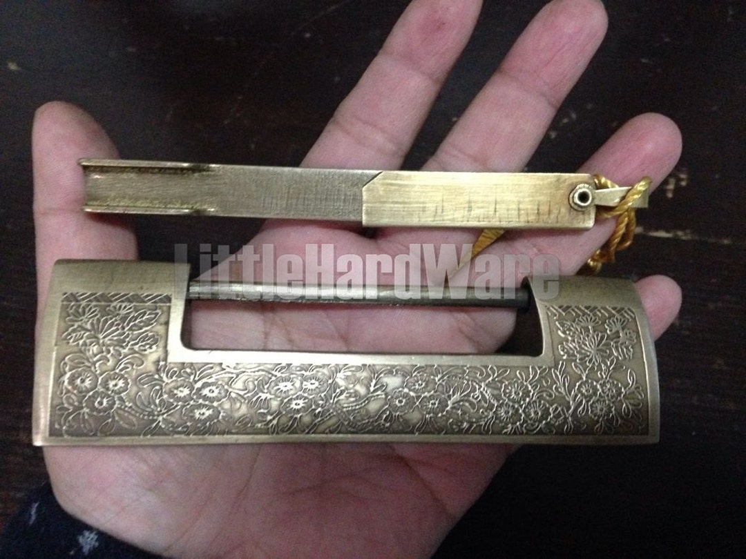 Solid Brass Made Antique Brass Color Big Lock With Key / Useful Padlock ...