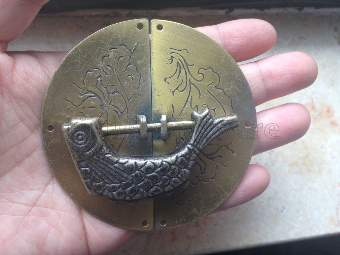 One Set of Cabinet Door Latches, Half Piece Round Door Hasp Buckle ...