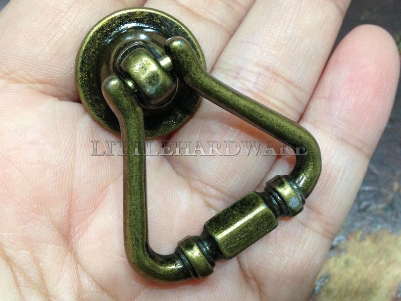 Vintage 35mm X 22mm Triangle Drop Drawer Pulls Handles / - Etsy