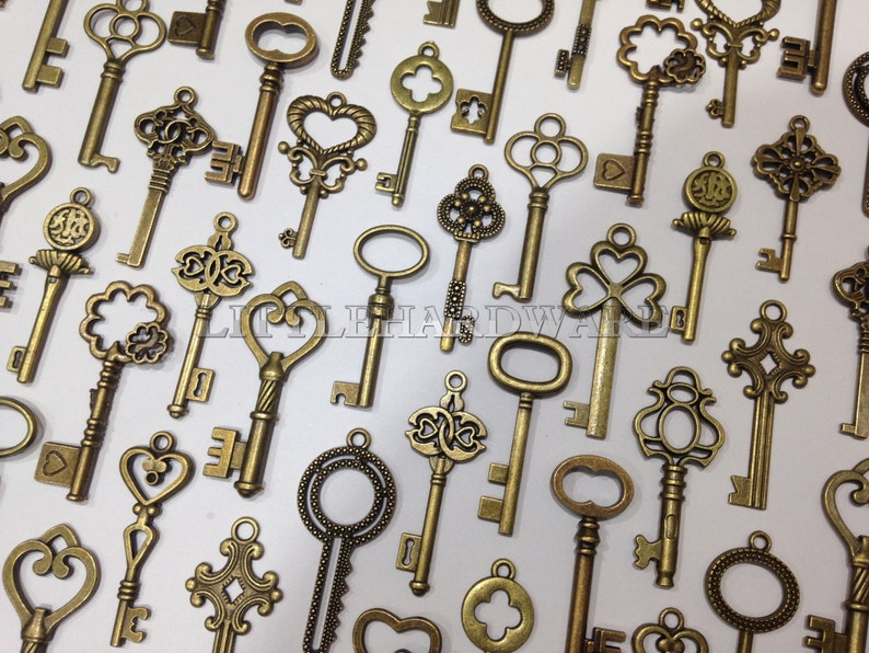100pcs vintage crown keys antique skeleton keys pendant | Etsy