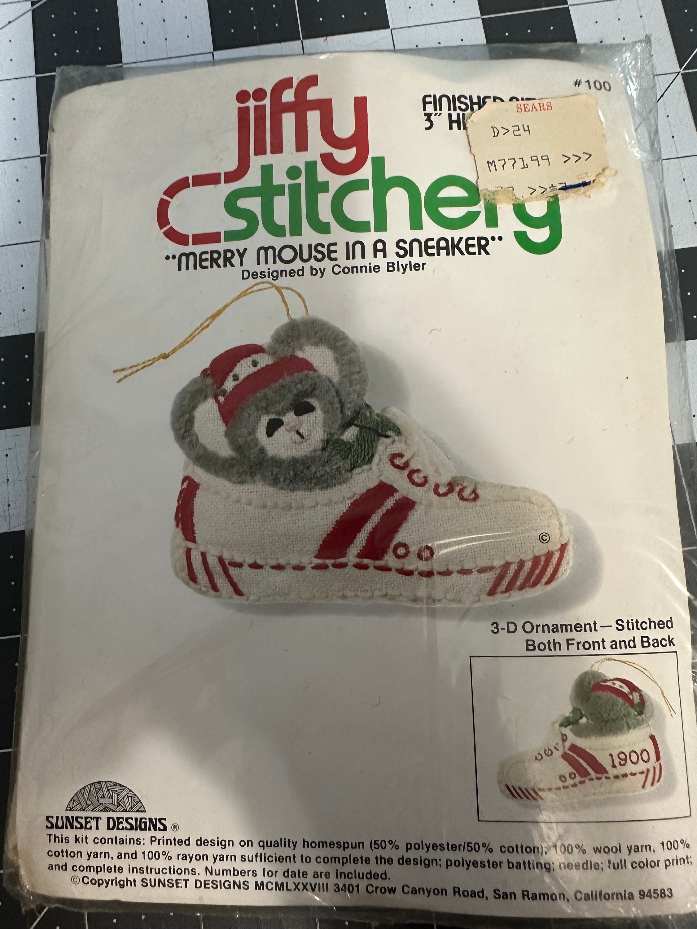 Vintage Merry Mouse in a Sneaker by Jiffy Stitchery 3D Ornament - Etsy