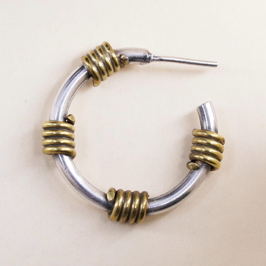 SINGLE EARRING 1