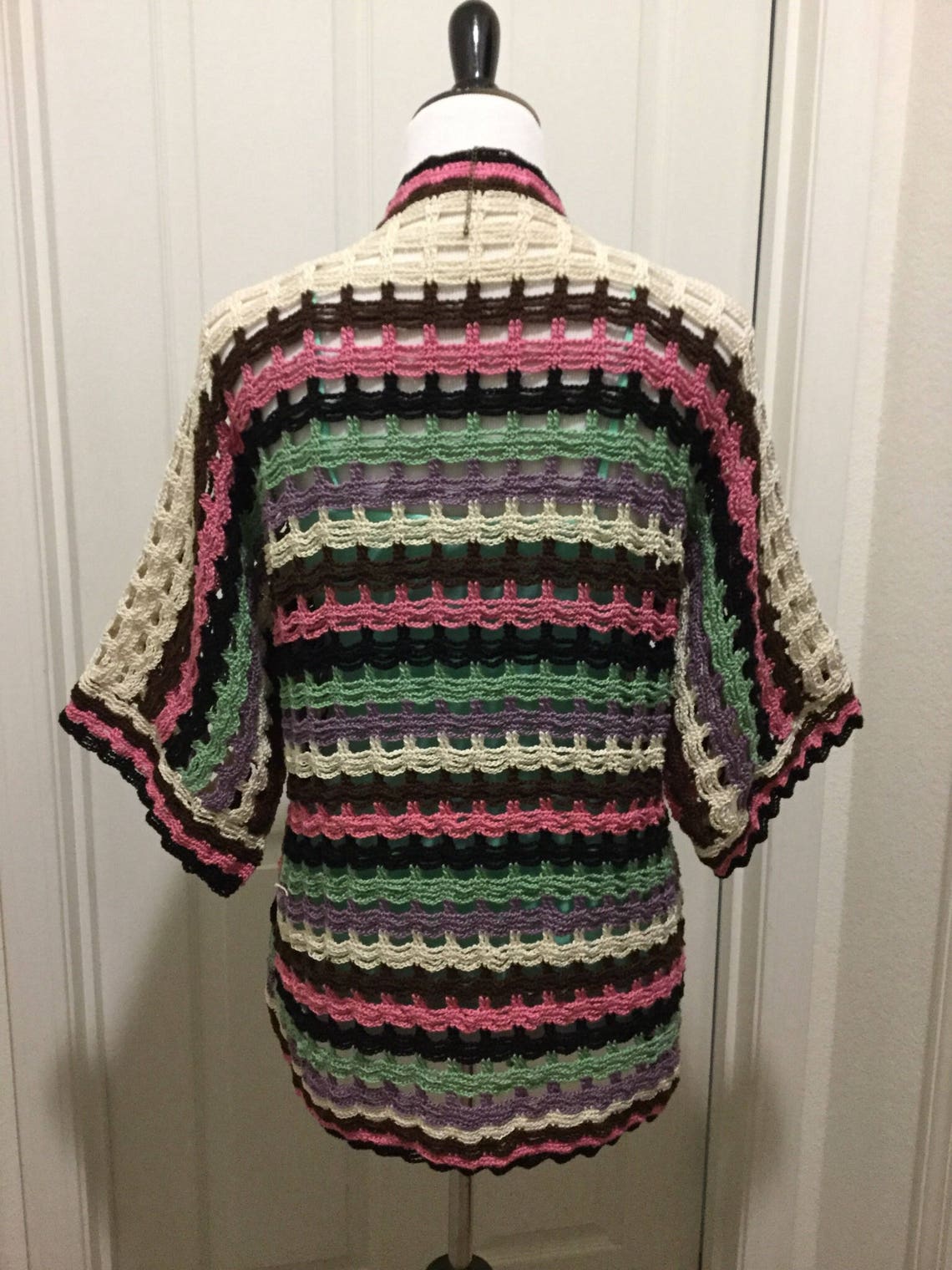 Colorful Kimono Pattern - One Size Fits 4 to 8 - Adult Women - Non ...