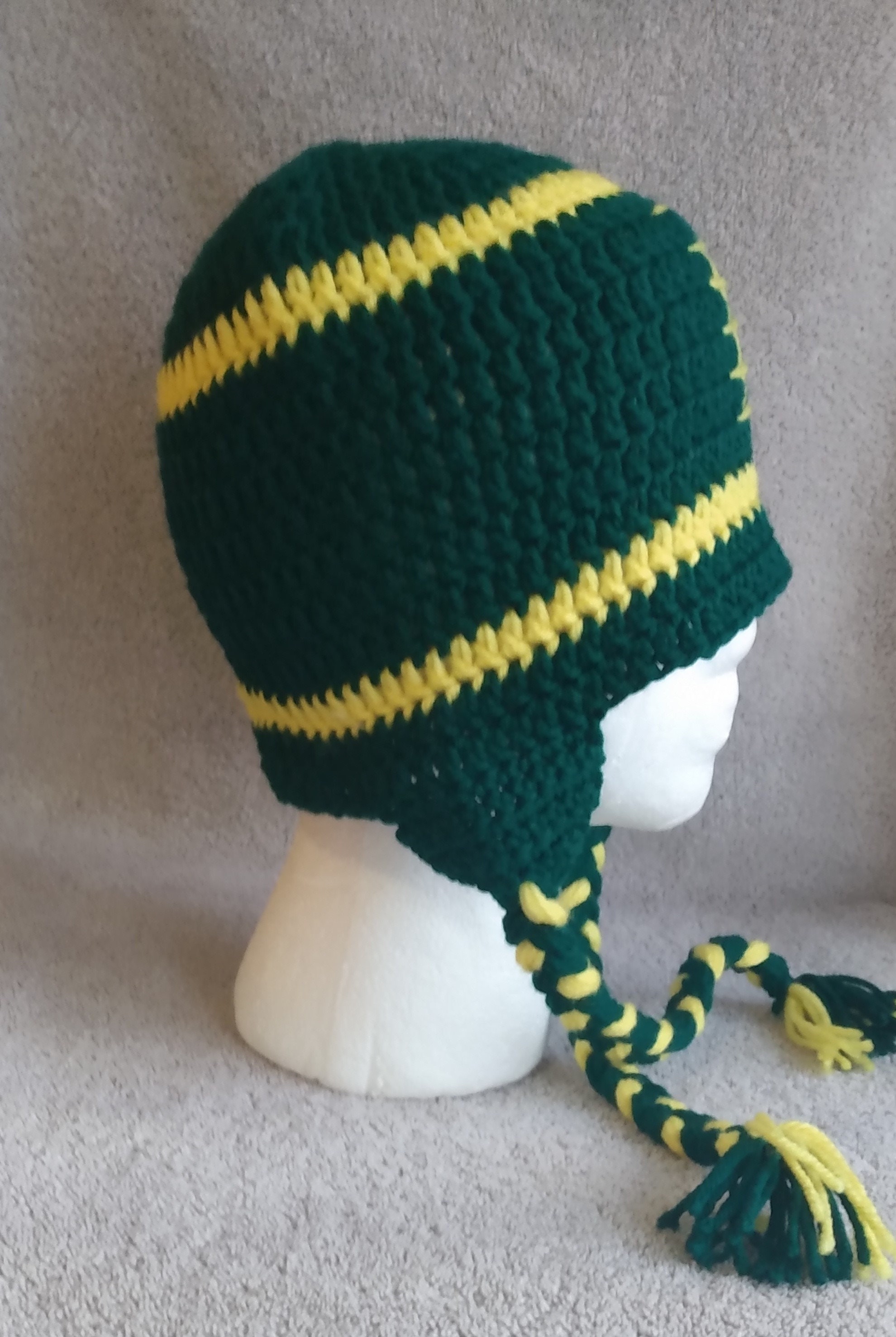 Child Size Crochet Oregon Ducks Colors Laplander Hat 19 Circumference ...