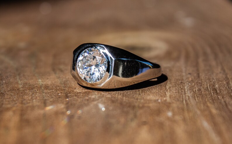 Sterling silver signet ring with fine cut Cz | Etsy