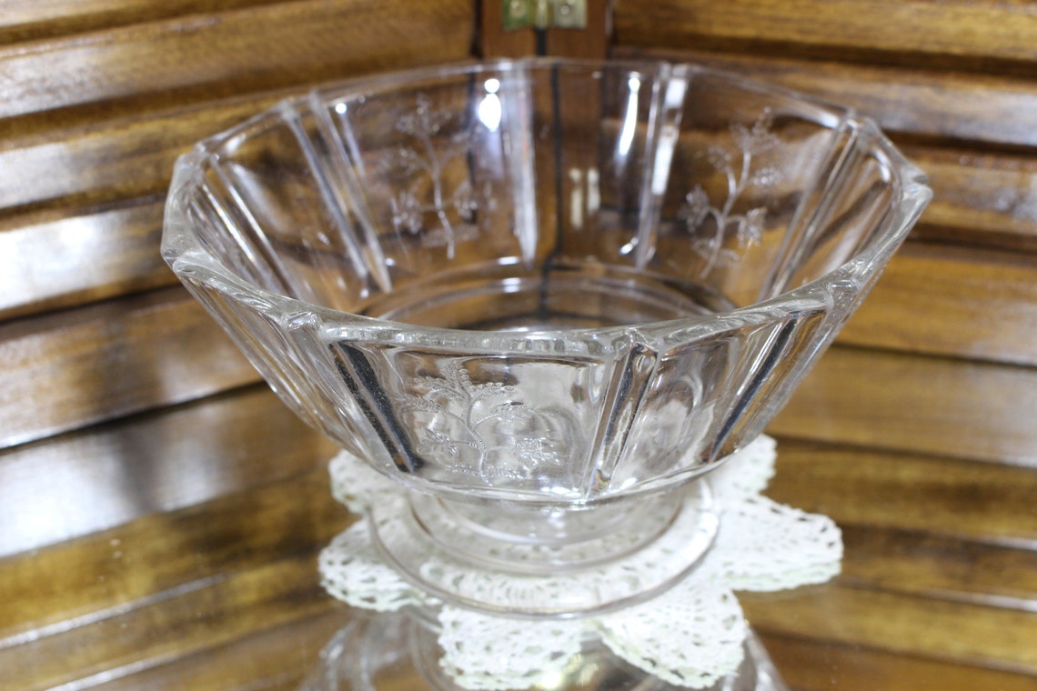 Vintage Glass Compote Dish Pedestal Candy Dish Fruit Bowl - Etsy