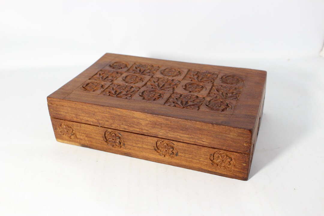 Tikki Wood Storage Box, Vintage Wood Carved Trinket Box Made in India ...