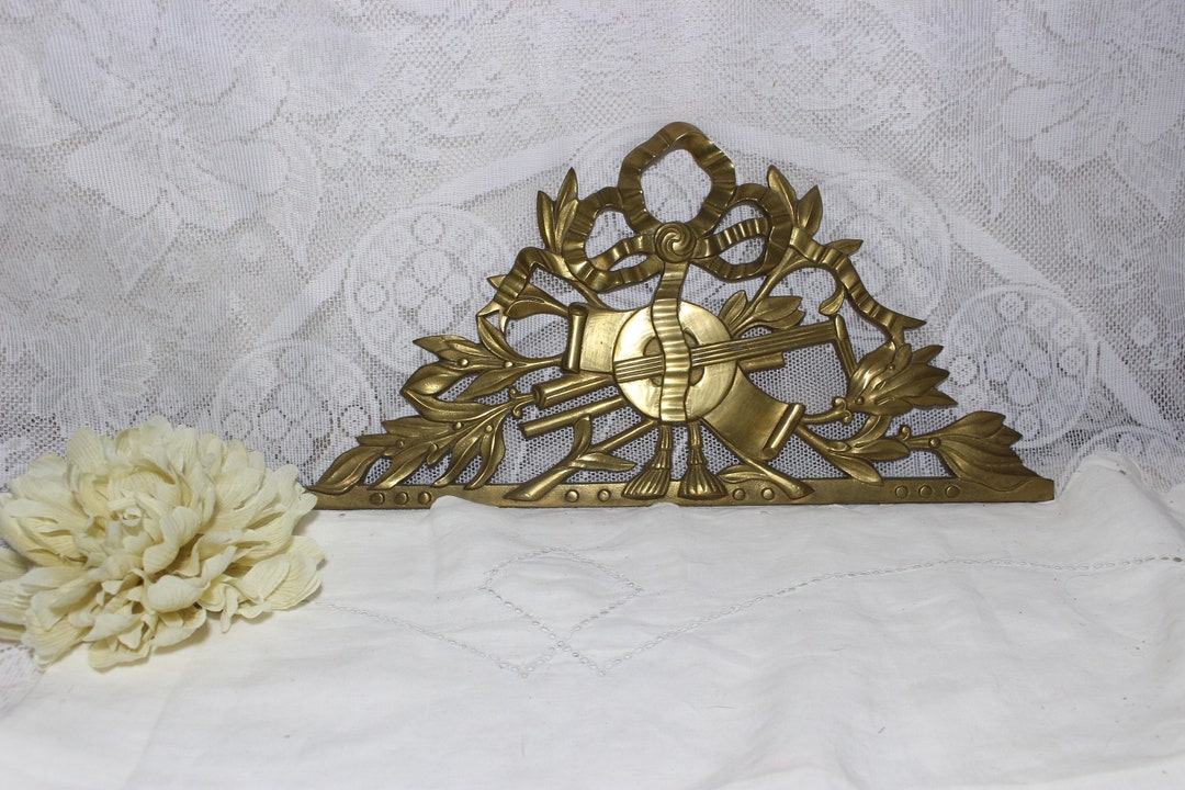 Vintage Brass Wall Pediment Trim Wall Hanging Golden Color - Etsy