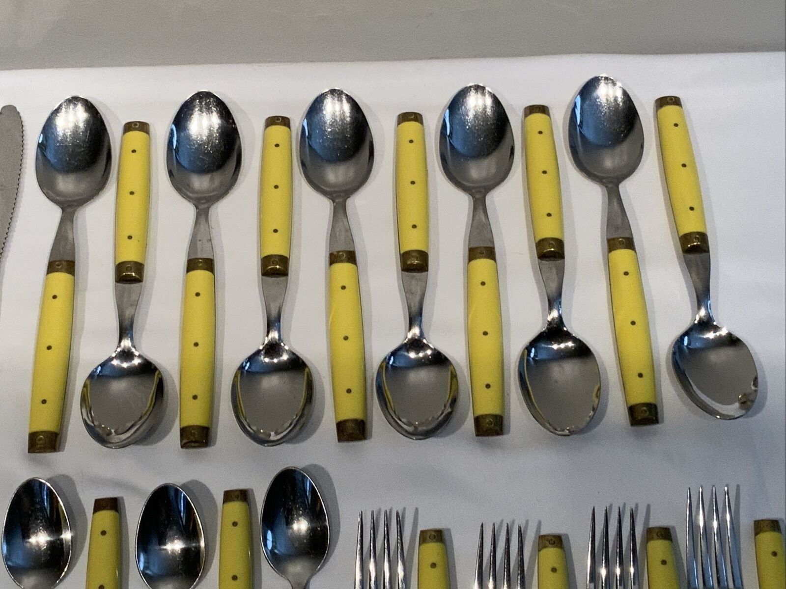 Vintage Melron Bistro Yellow Handle Stainless Steel Flatware 41 Pieces ...