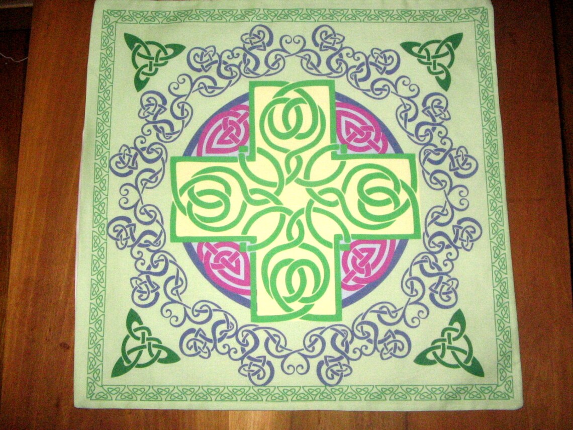 Altar Cloth or Tarot Mat Celtic Cross Re-imagined Pagan - Etsy