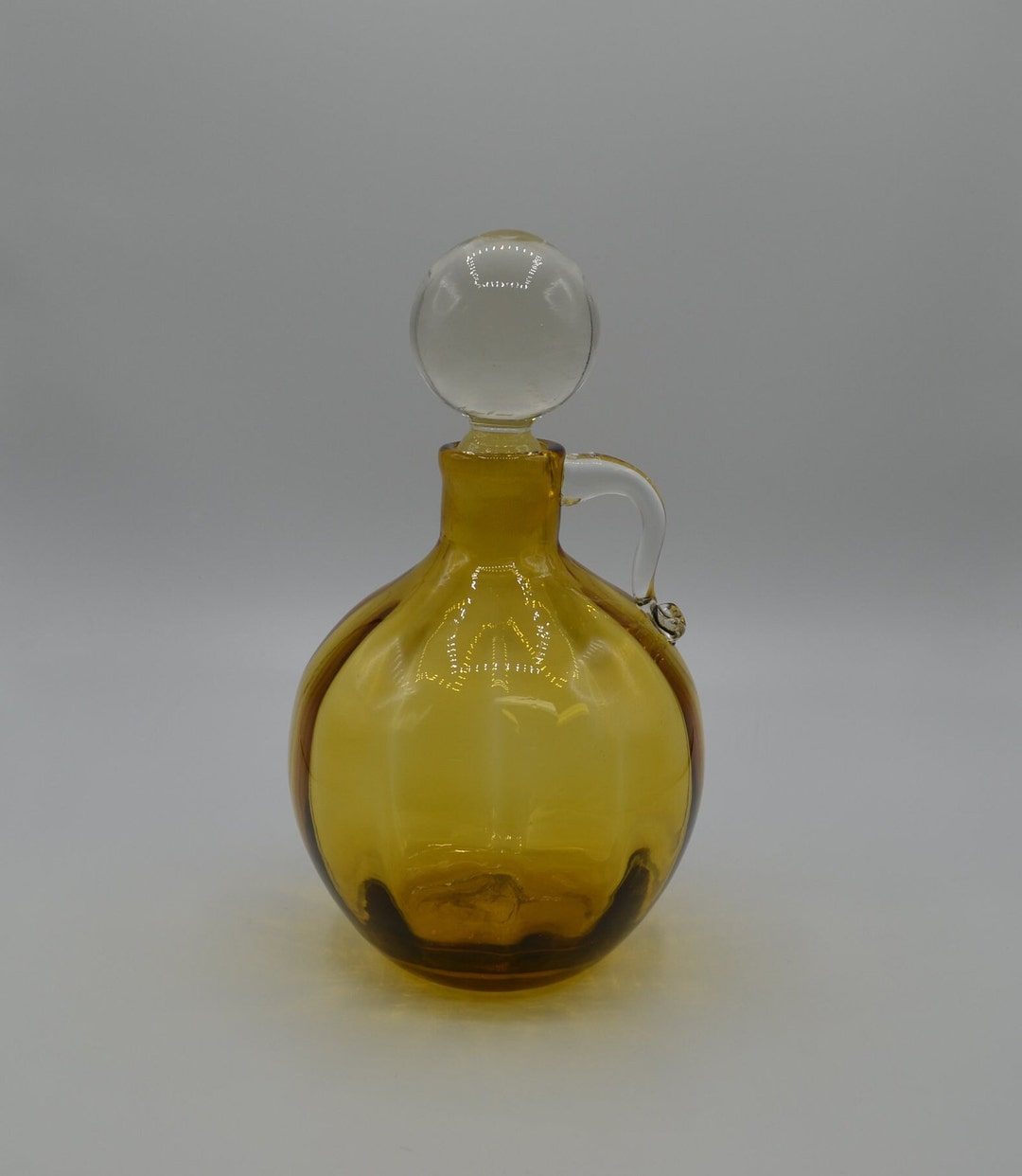 Vintage Optic Amber Yellow Mid Sized Medium Glass Decanter Clear ...