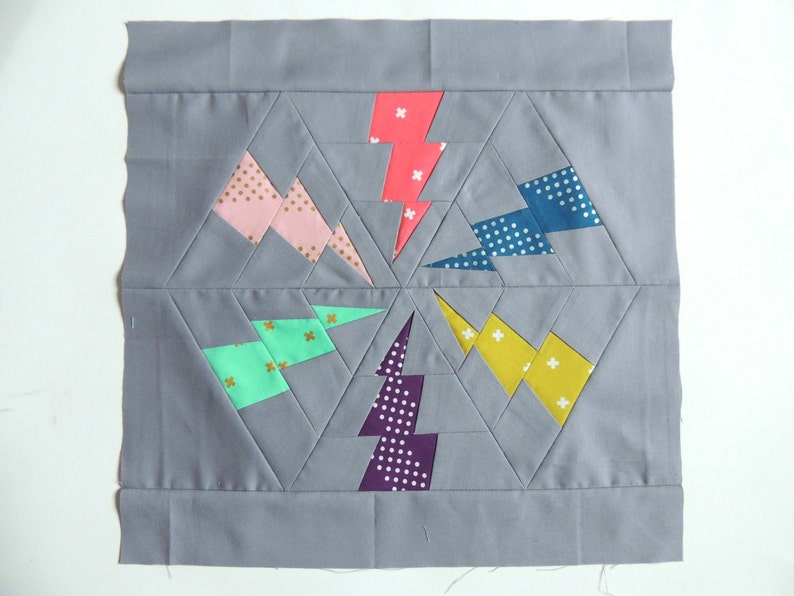 Lightning Bolt Quilt Block Pattern Foundation paper piecing | Etsy