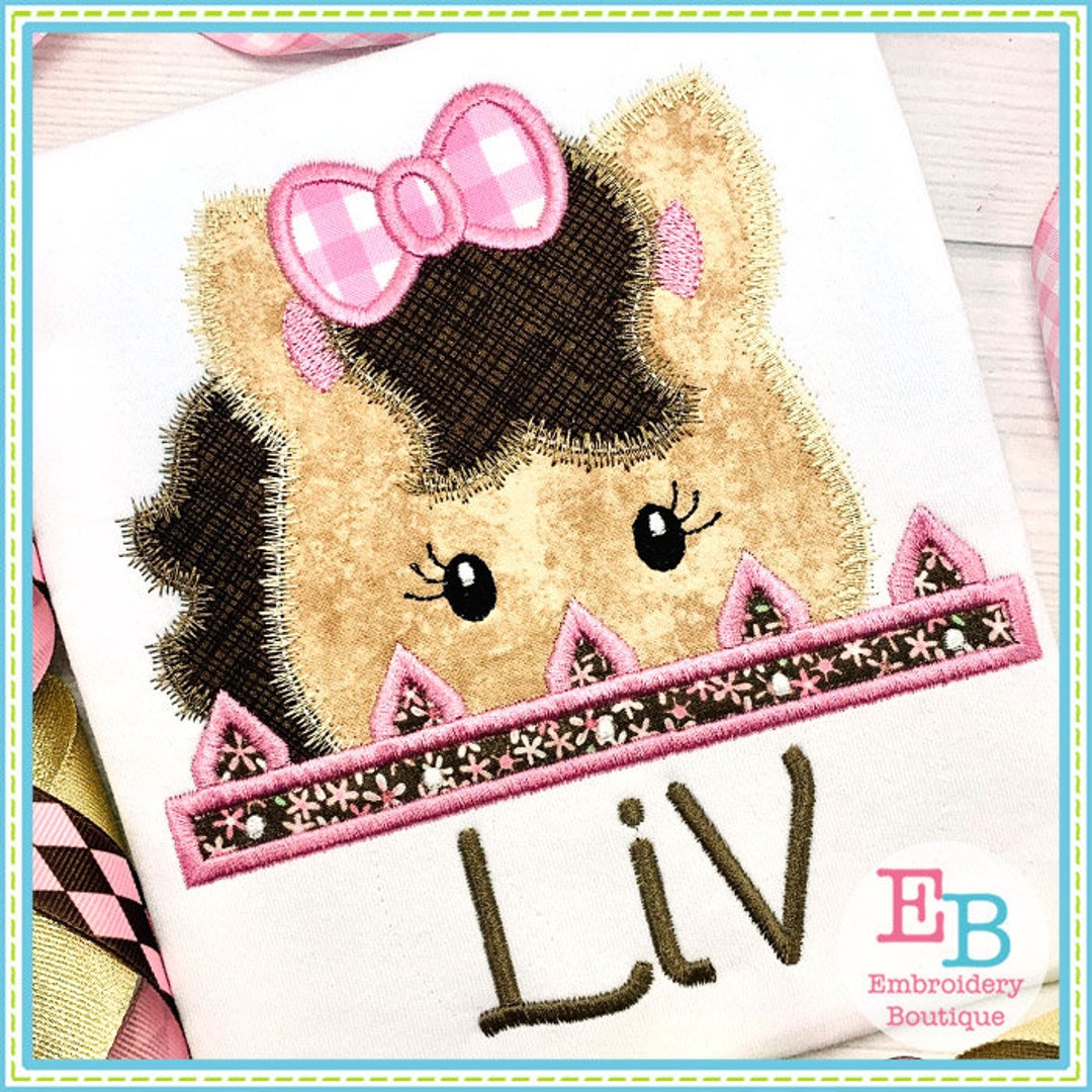 Horse Peeker Girl on Fence Applique, INSTANT DOWNLOAD, Multiple Sizes ...