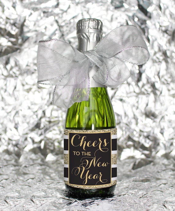New Years Eve Mini-Champagne Bottle Labels - New Year's Eve Ideas - DIY ...