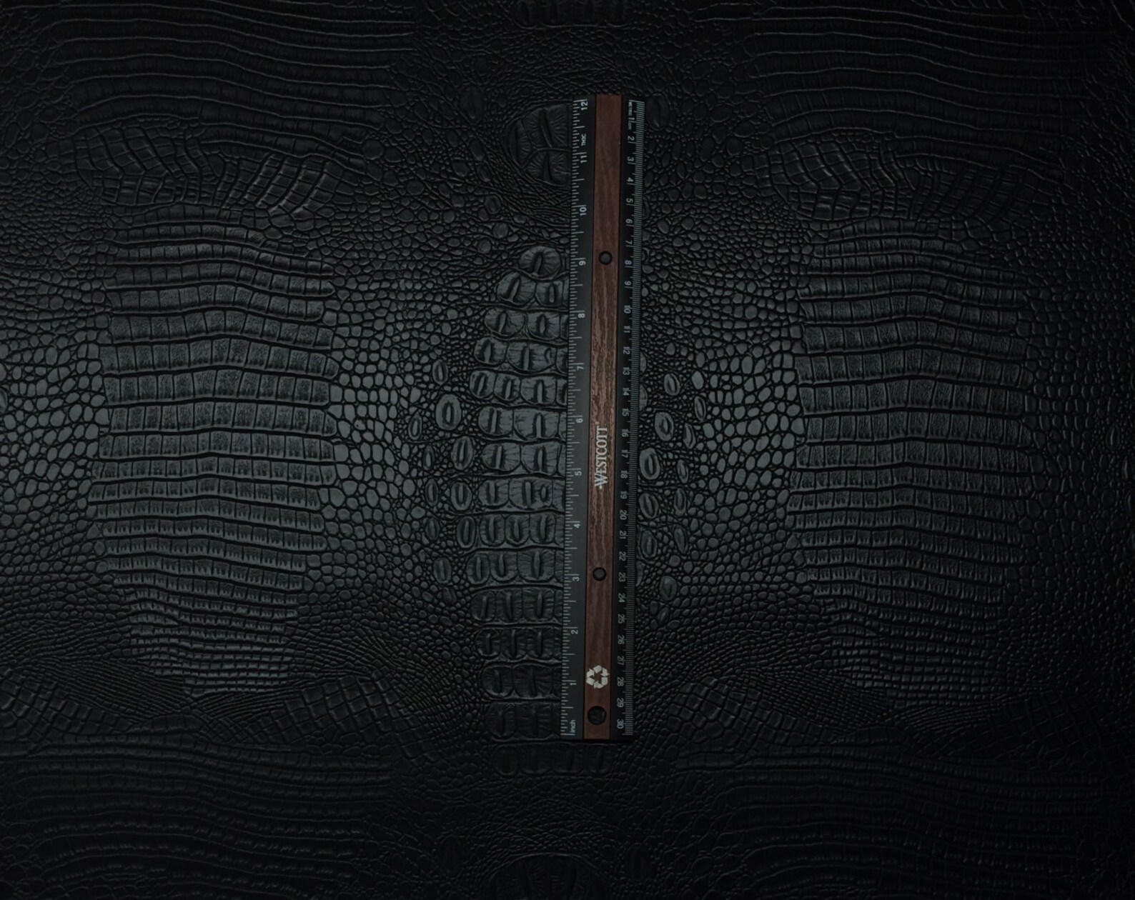 Vinyl EMBOSSED CROCODILE BLACK Crock Faux Leather Upholstery Craft ...