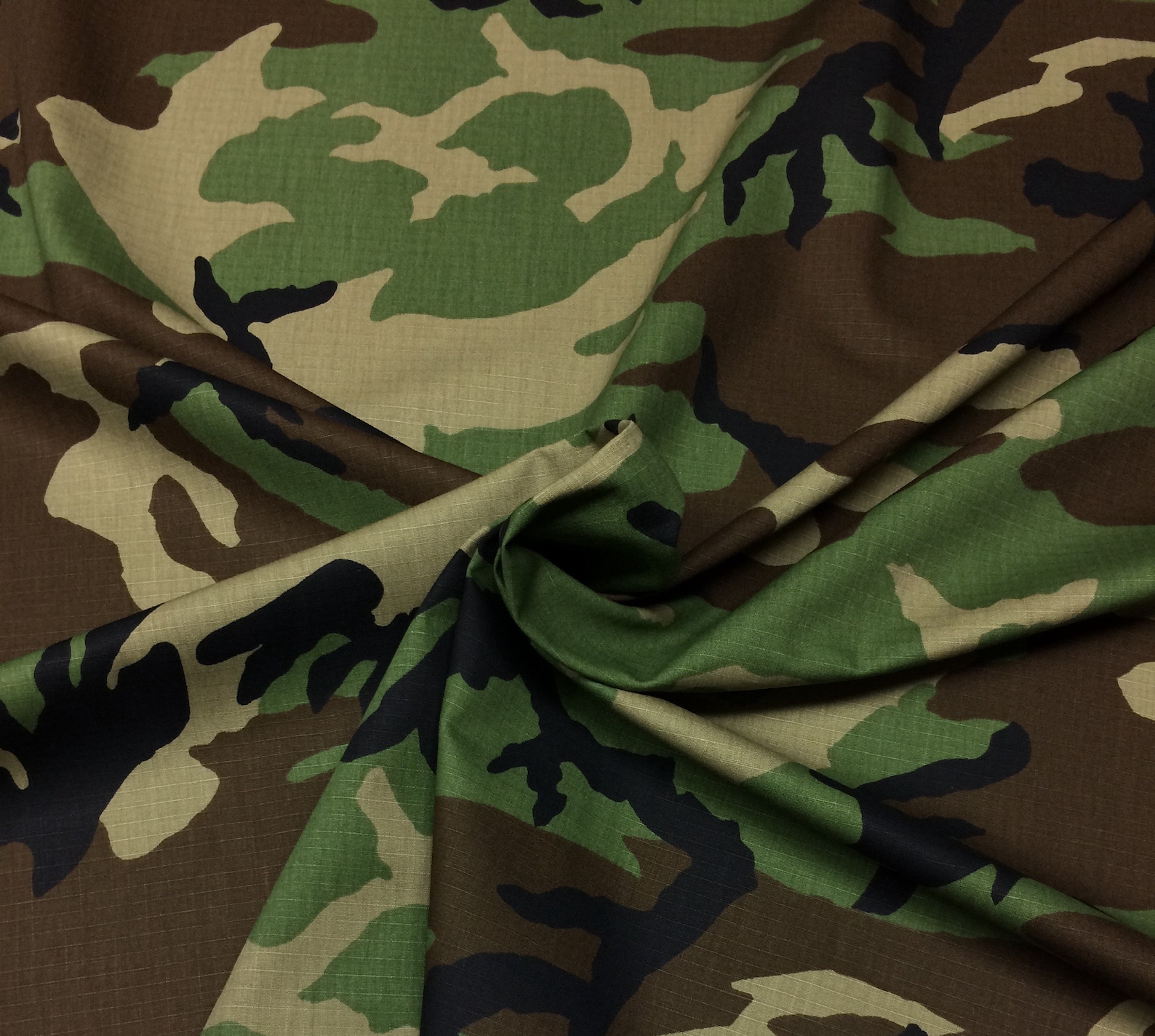 WOODLAND NY/CO Ripstop Rip Stop Military Spec Camouflage Combat Apparel ...