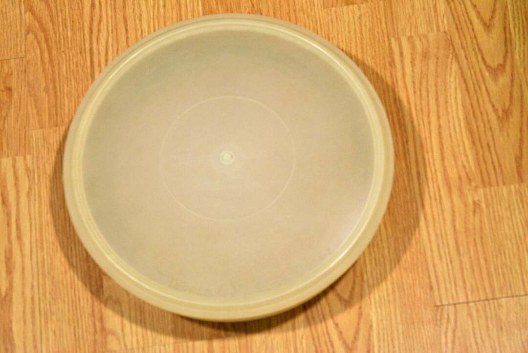 Vintage Tupperware Cupcake and Pie Holder - Millionaire Line - Etsy