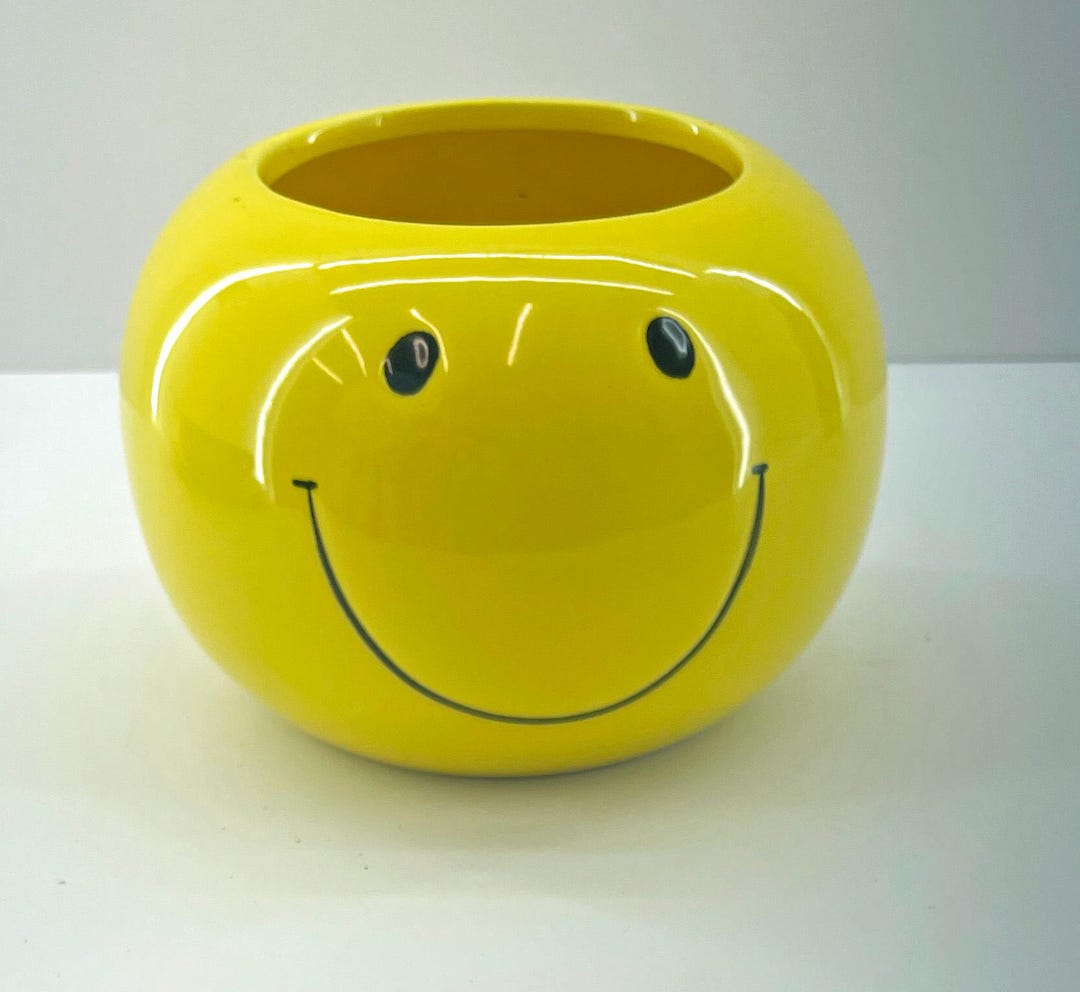 Yellow Smiley Face Vase - Etsy