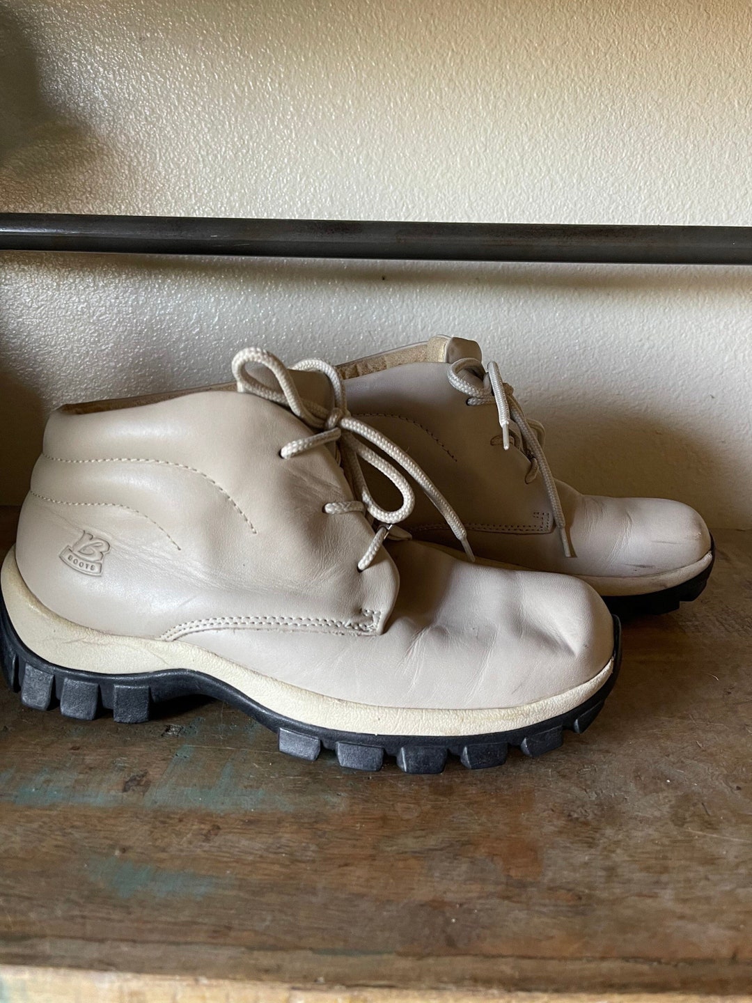 Vintage B Boots Leather Cream Beige High Top Lace up Chunky Sole ...
