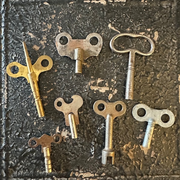 Vintage Clock Key - Etsy