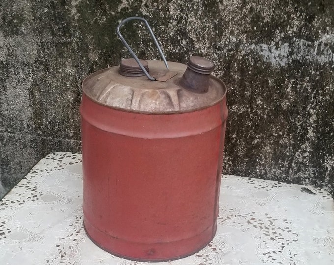 Vintage Large Red Metal Gas Can Primitive Rustic Decor - Etsy