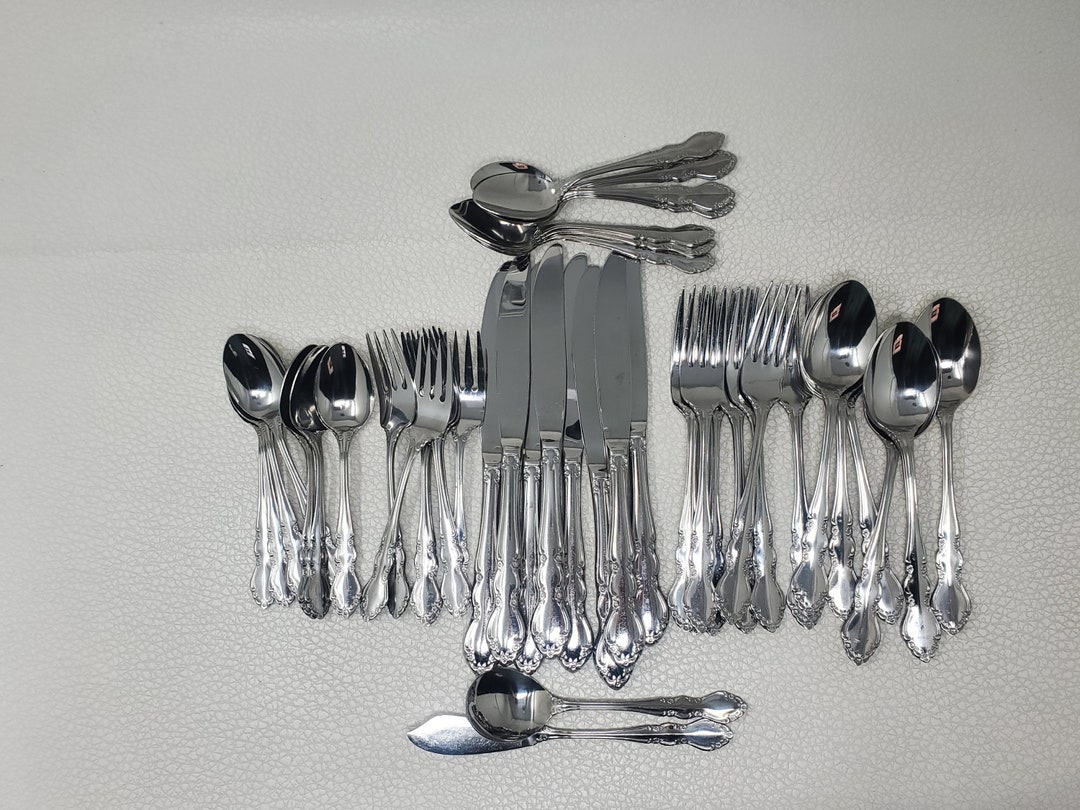 Supreme Cutlery by Towle Stainless Flatware Service for 8 Baroness ...