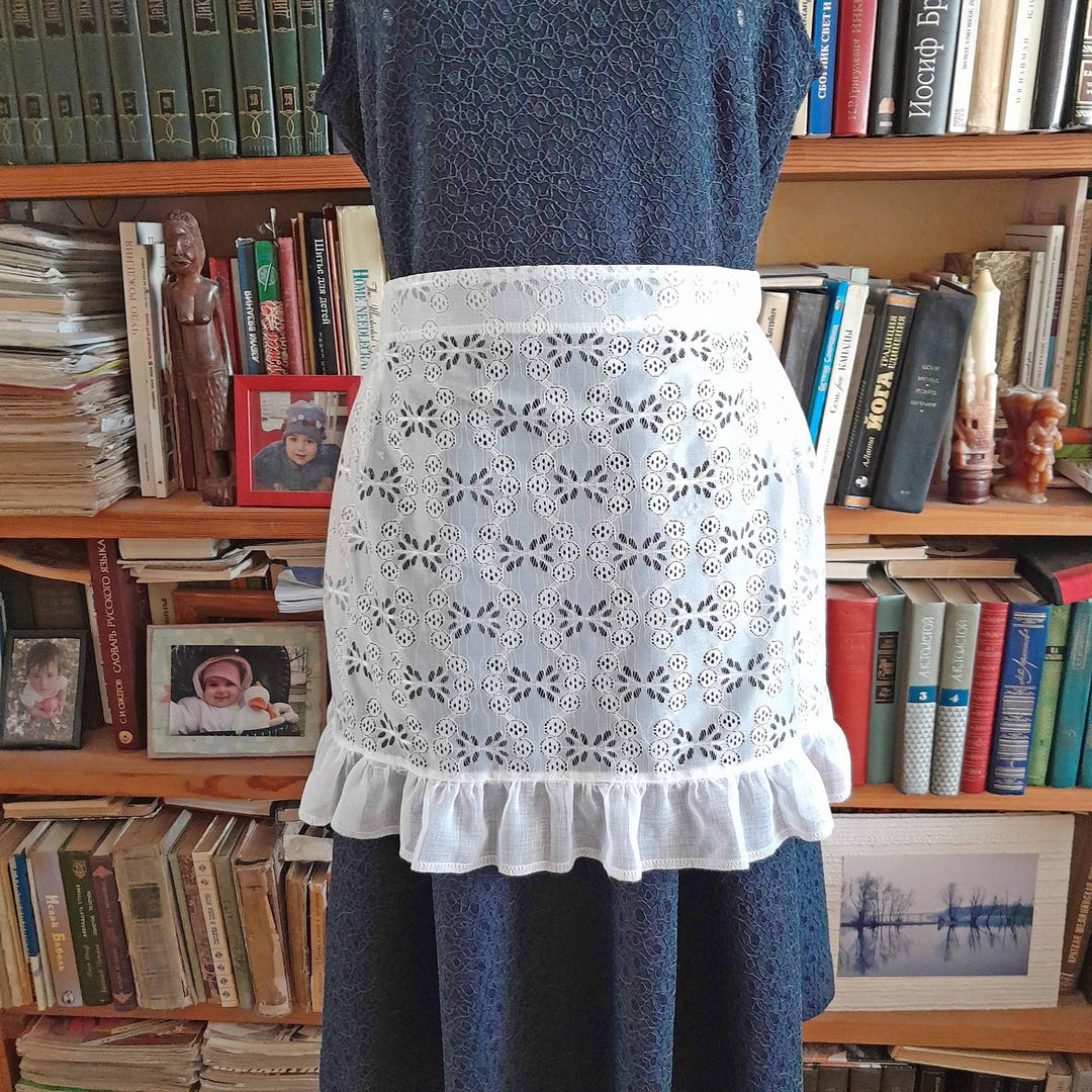 White Lace Apron for Women, Lace Ruffled Apron, Vintage Clothing ...