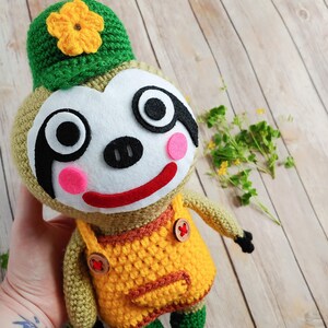 Crochet Pattern: the Flower Peddler Pattern Inspired by Leif - Etsy