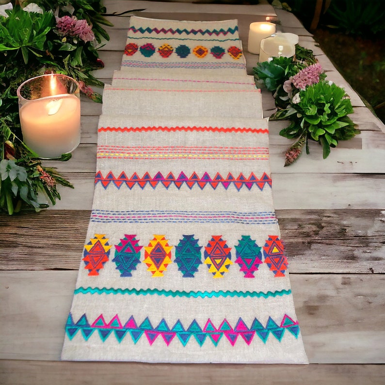 Linen Table Runner Embroidered With Kilim Pattern in Multicolour - Etsy