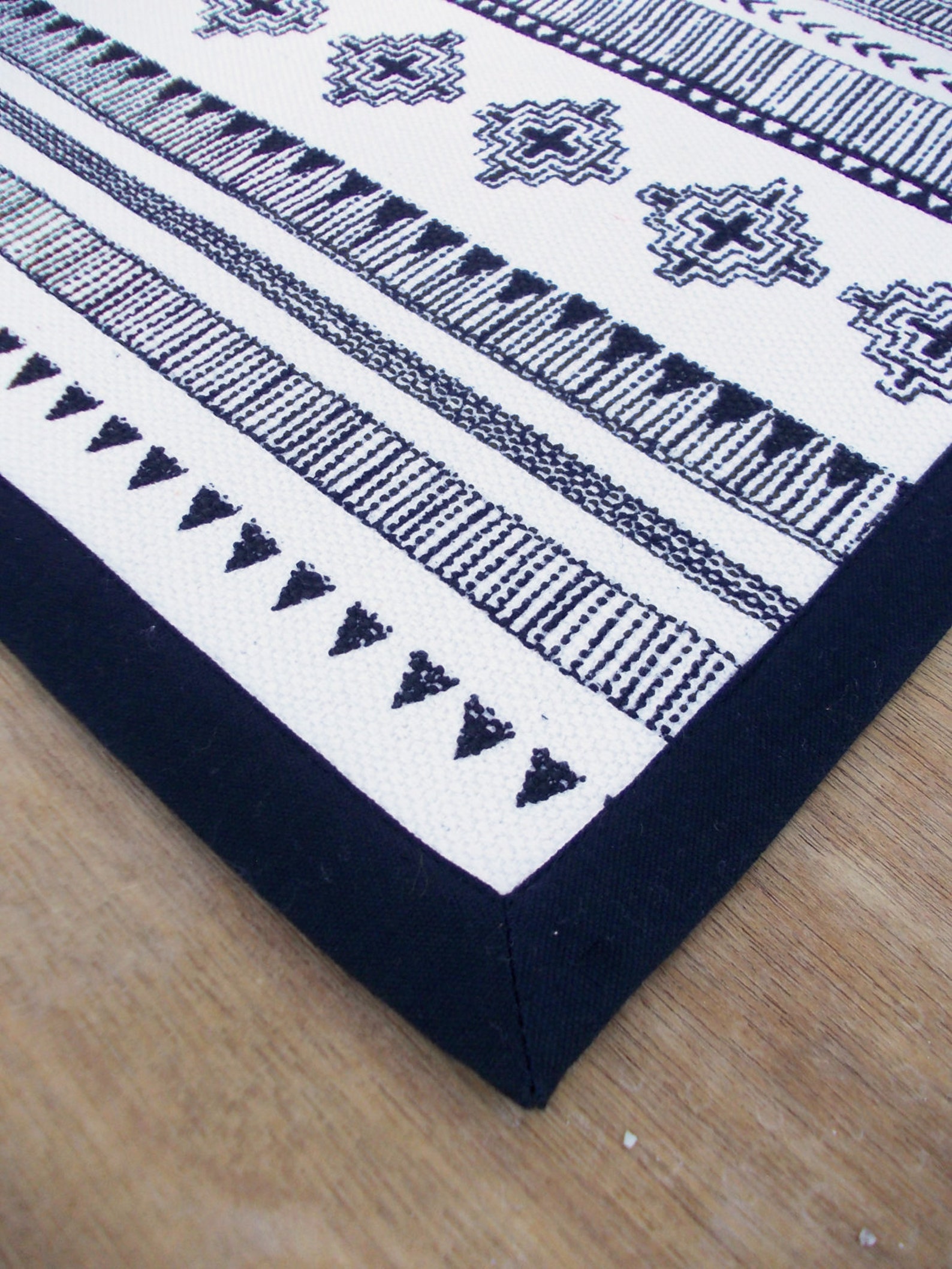 Aztec Cotton Rug Black and White Geometrical Navajo Print - Etsy Canada