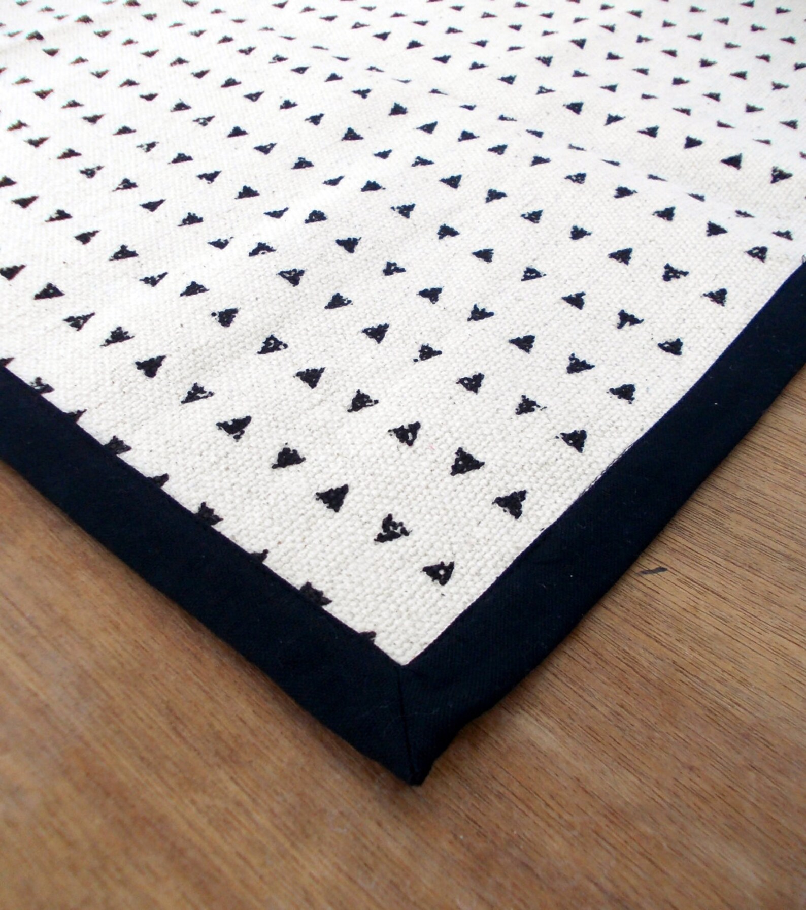 Aztec cotton rug black and white geometrical navajo print | Etsy