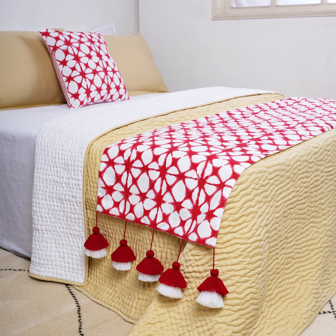 Red Printed Cotton Bed Runner Set - King / Queen / Twin Size Bed Runner ...
