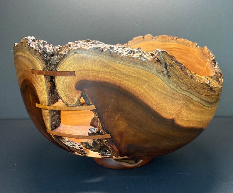 Milo Natural-edge Bowl #2485 by Aaron Hammer - Etsy