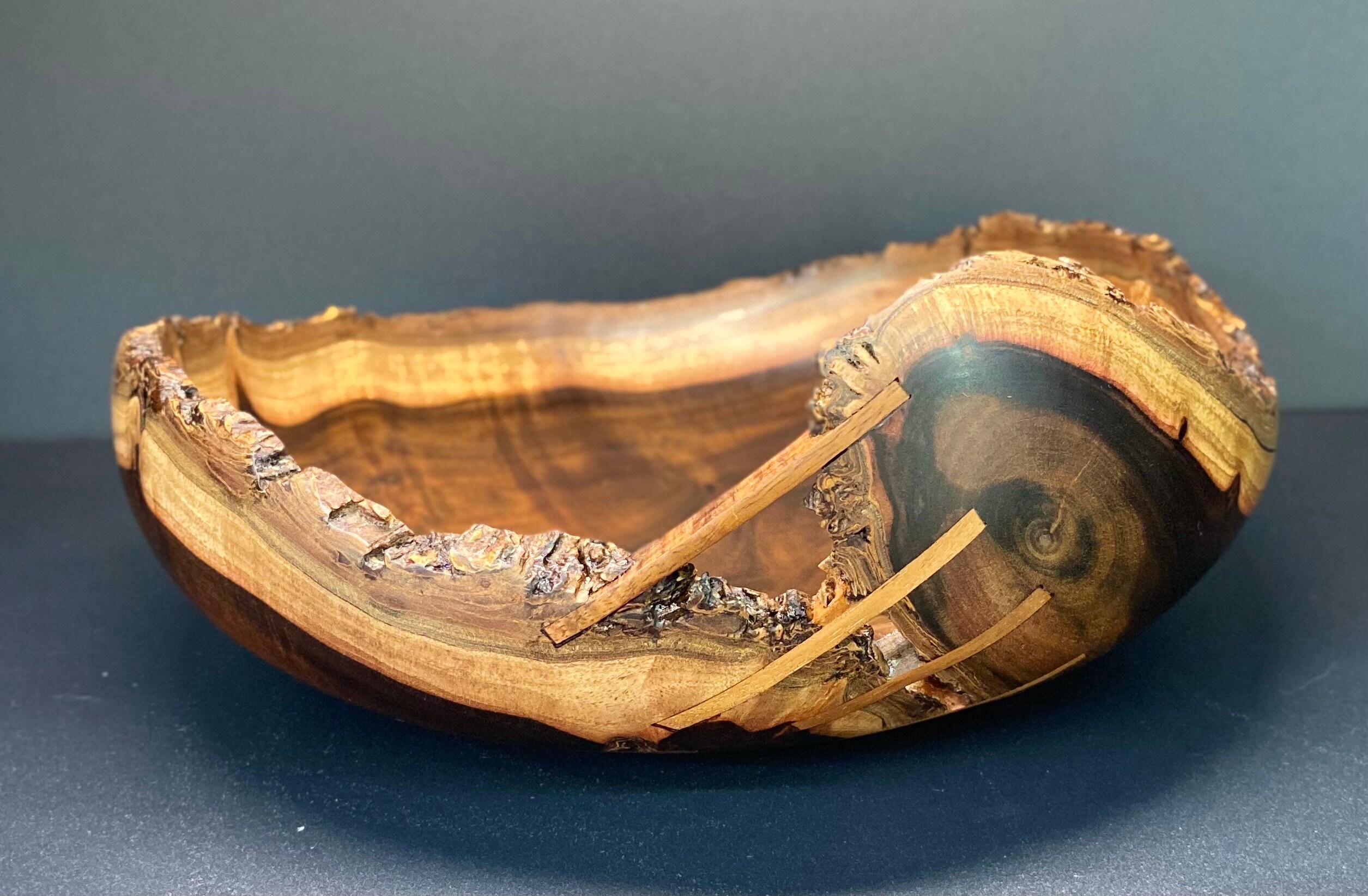 Hawaiian Milo Wood Natural-edge Platter #2507 by Aaron Hammer - Etsy
