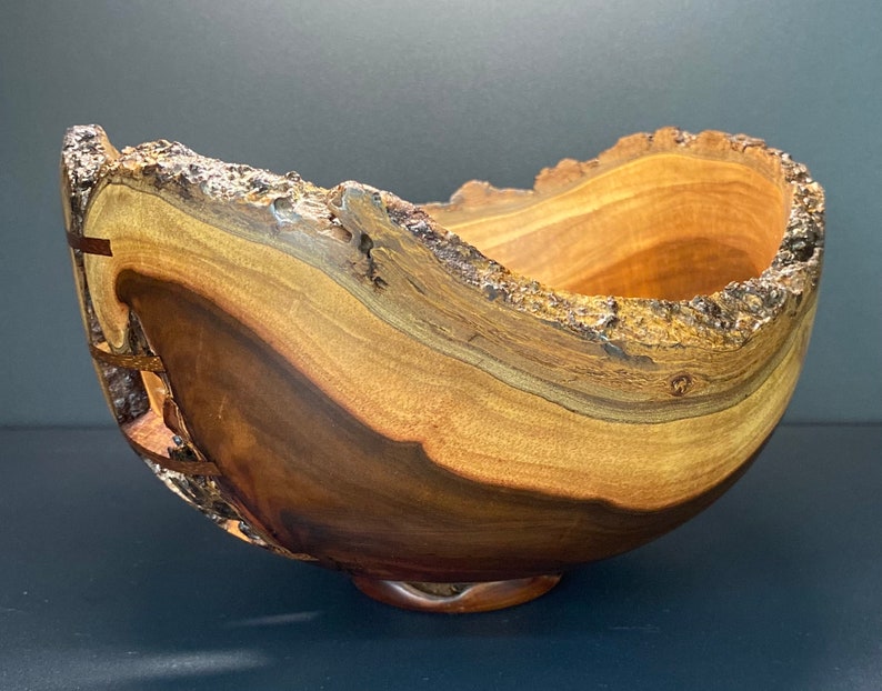 Milo Natural-edge Bowl #2485 by Aaron Hammer - Etsy