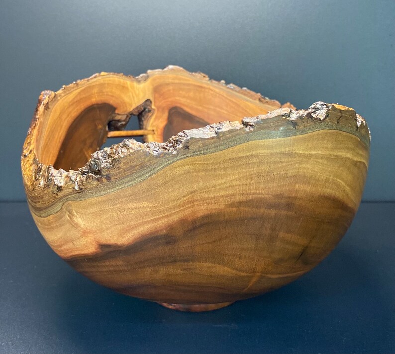 Milo Natural-edge Bowl #2485 by Aaron Hammer - Etsy