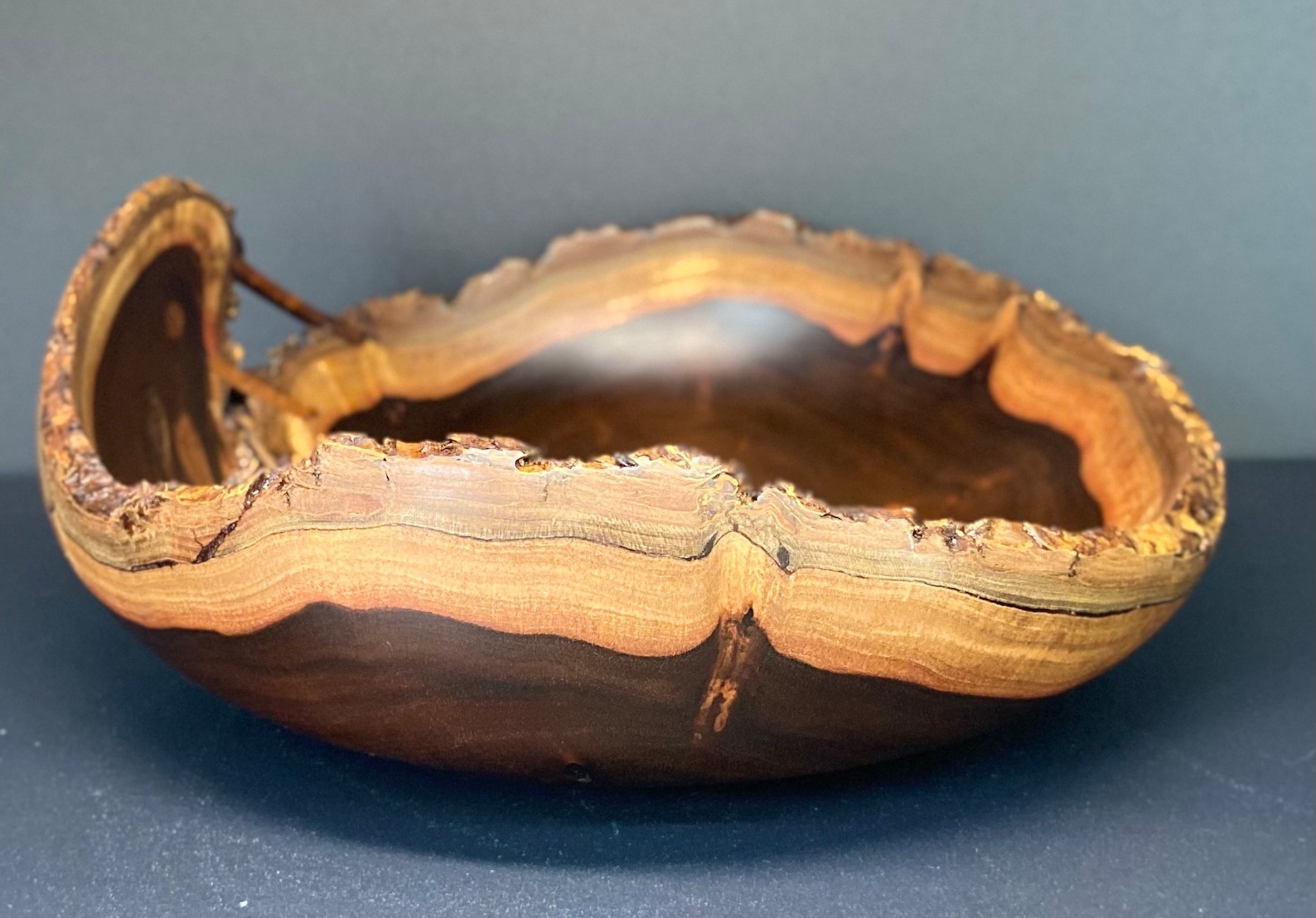 Hawaiian Milo Wood Natural-edge Platter #2507 by Aaron Hammer - Etsy