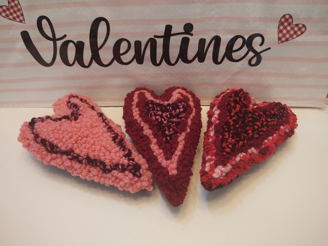 Hooked Hearts Set of 3 Thewarehouseshelf Set of 3 Hooked Hearts - Etsy