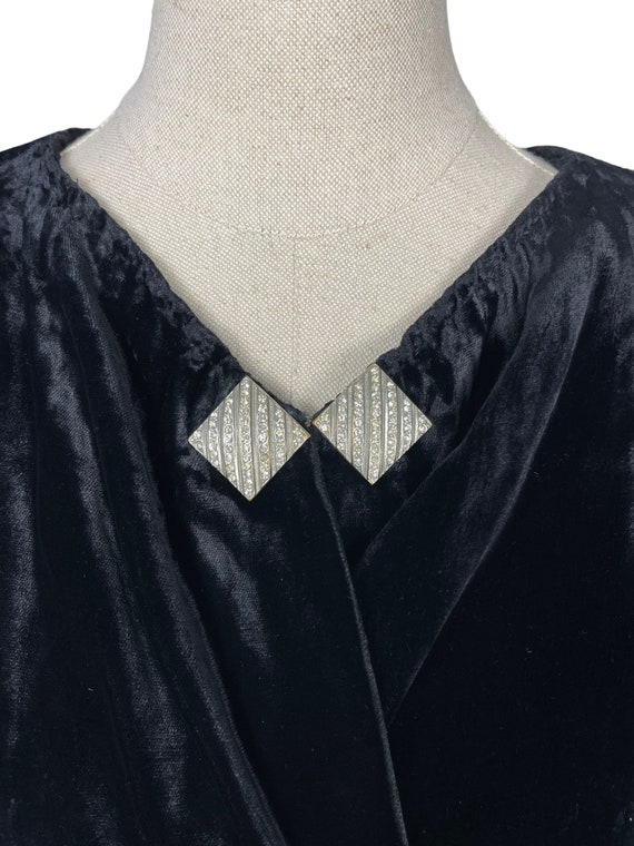 Original 1930’s Black Velvet Opera Coat by Peter Jone… - Gem