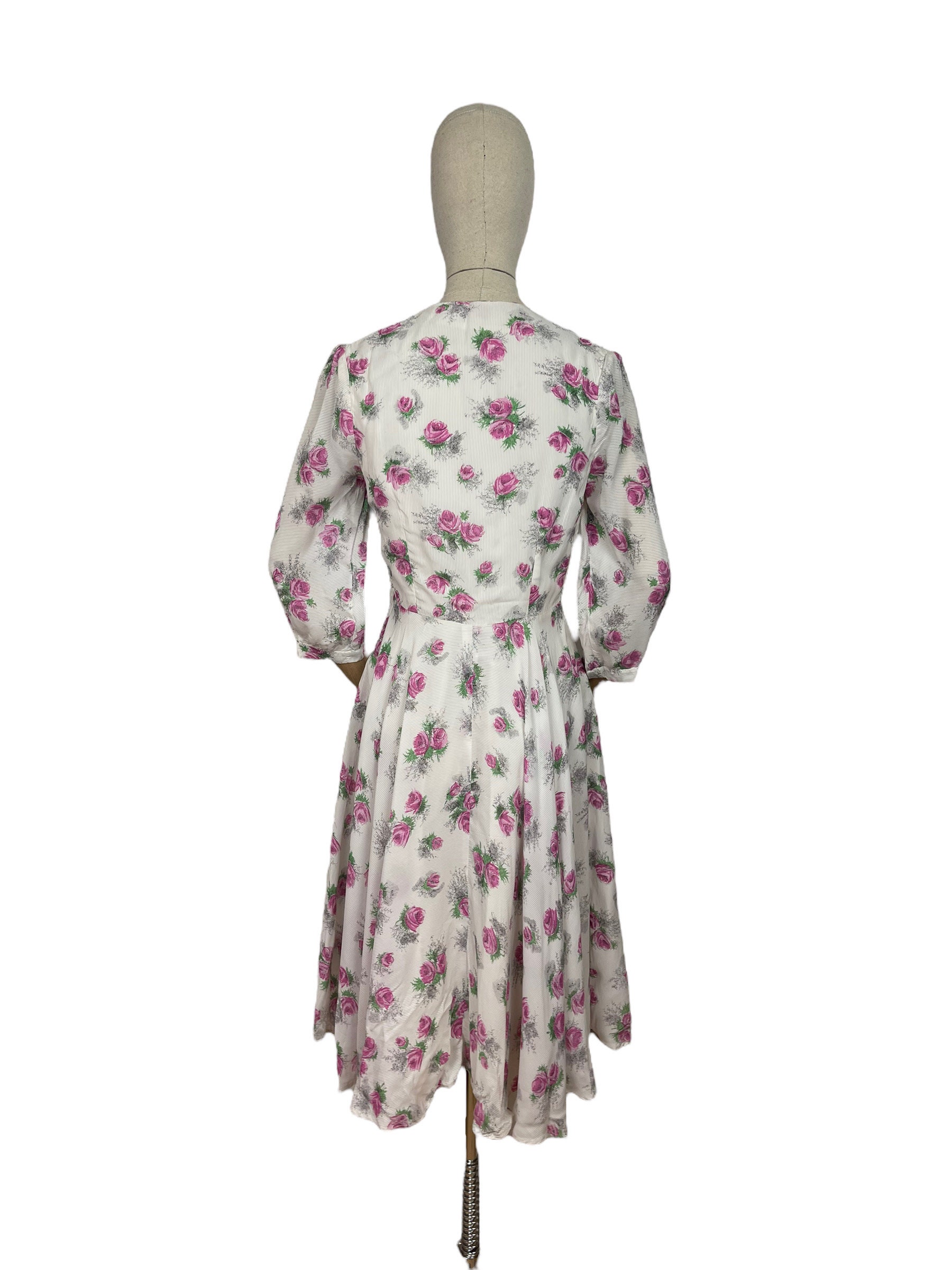 Original 1950s Pretty Pink Roses Print Dress in Fine Stripe Bust 34 - Etsy