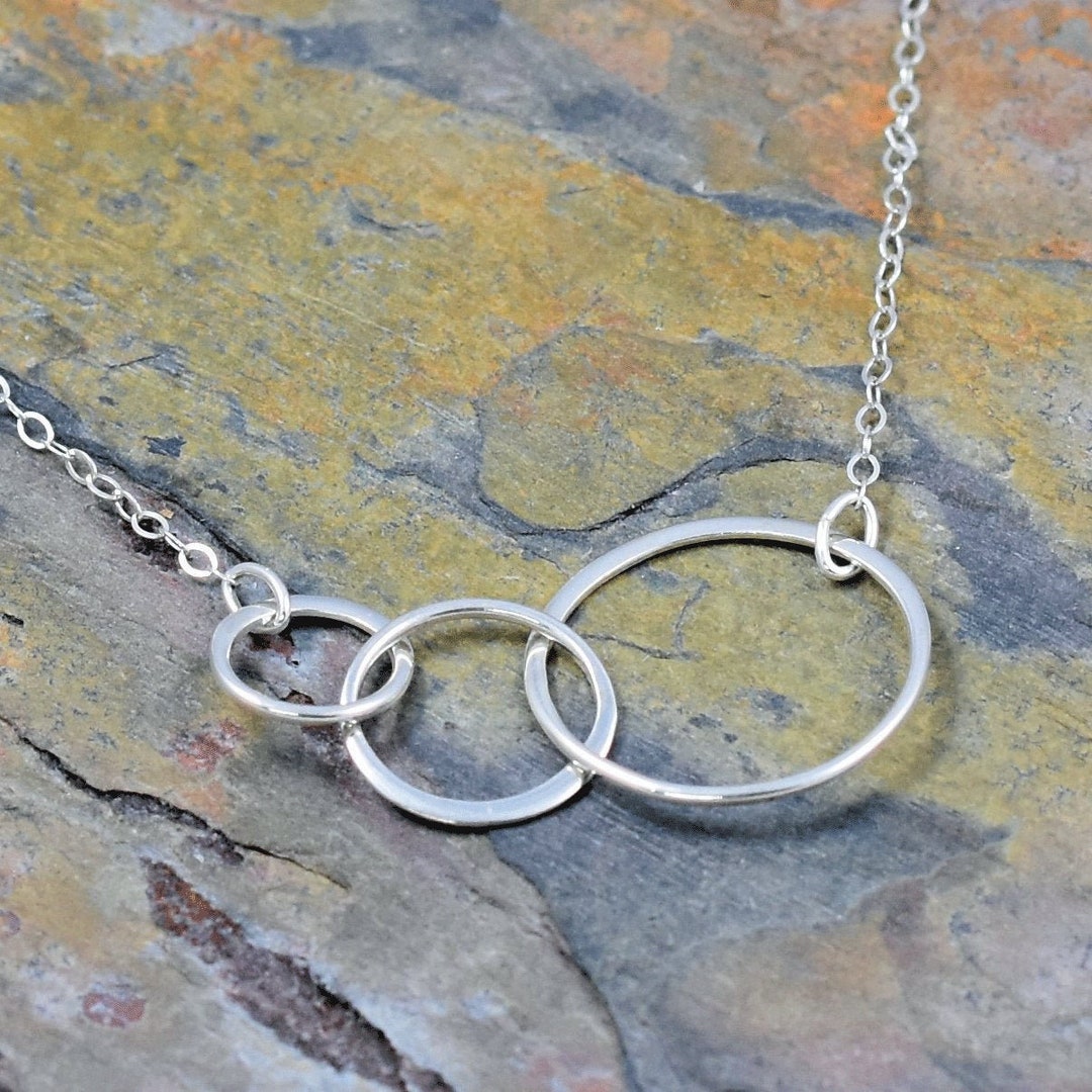 Unity 3 Circle Necklace, Connected Eternity Circles, Family Unity ...